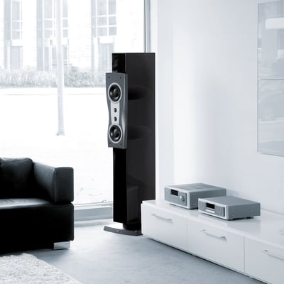 Confidence C2 | Floorstand | A bold statement